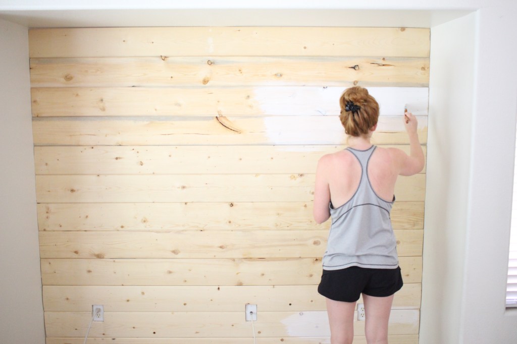 Shiplap Tutorial for Dummies – Redlocks and Shamrocks